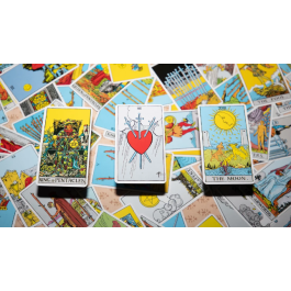 Future Prediction Tarot Card Reader